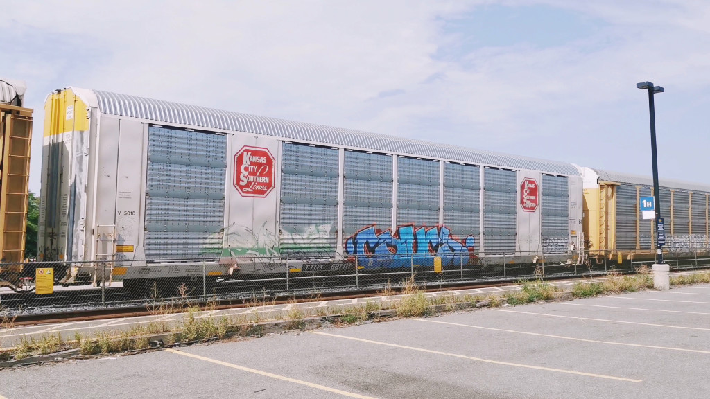 KCS V5010 (Body) TTGX 697117 (Flat)